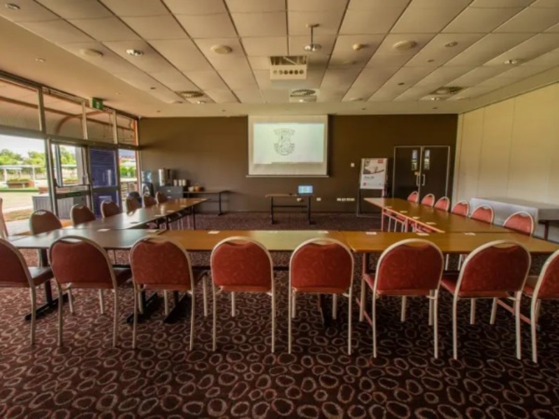 Cobar Bowls and Golf Club Official Website | Cobar NSW Club